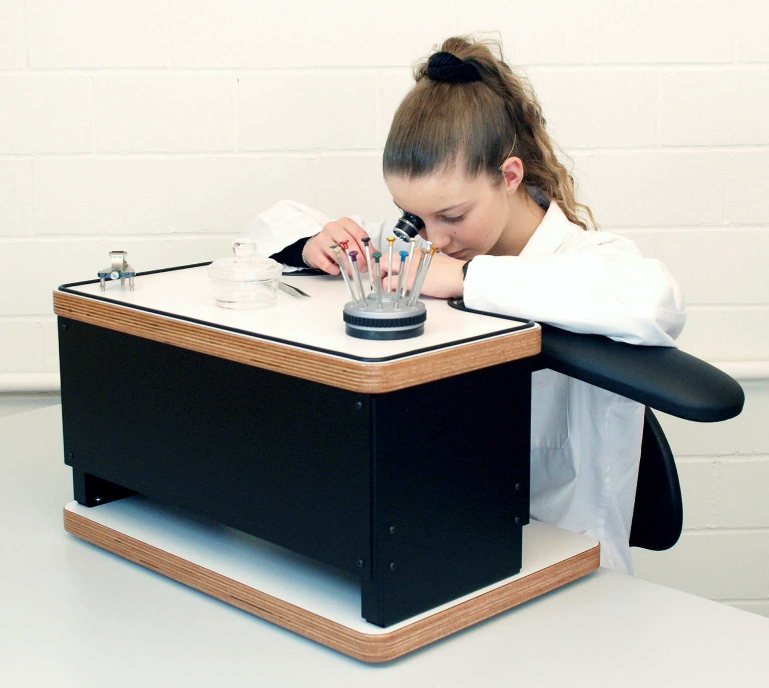 T-Bench series 60 Tabletop watchmaker workbench - L'ÉTABLI